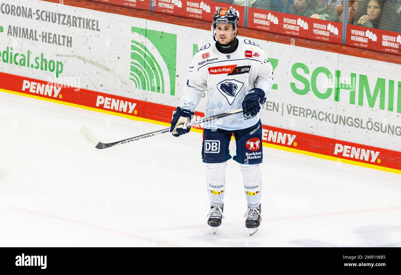 Wayne simpson hi-res stock photography and images - Alamy