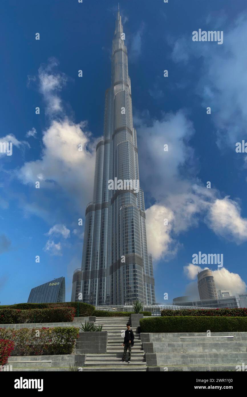 Pride of Dubai, Burj Khalifa stays tall and shines during day time ...