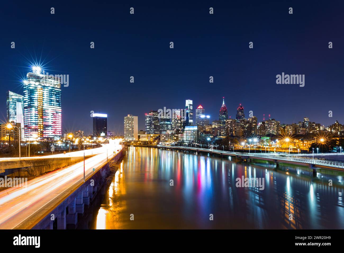 Cityscape of philadelphia hi-res stock photography and images - Alamy