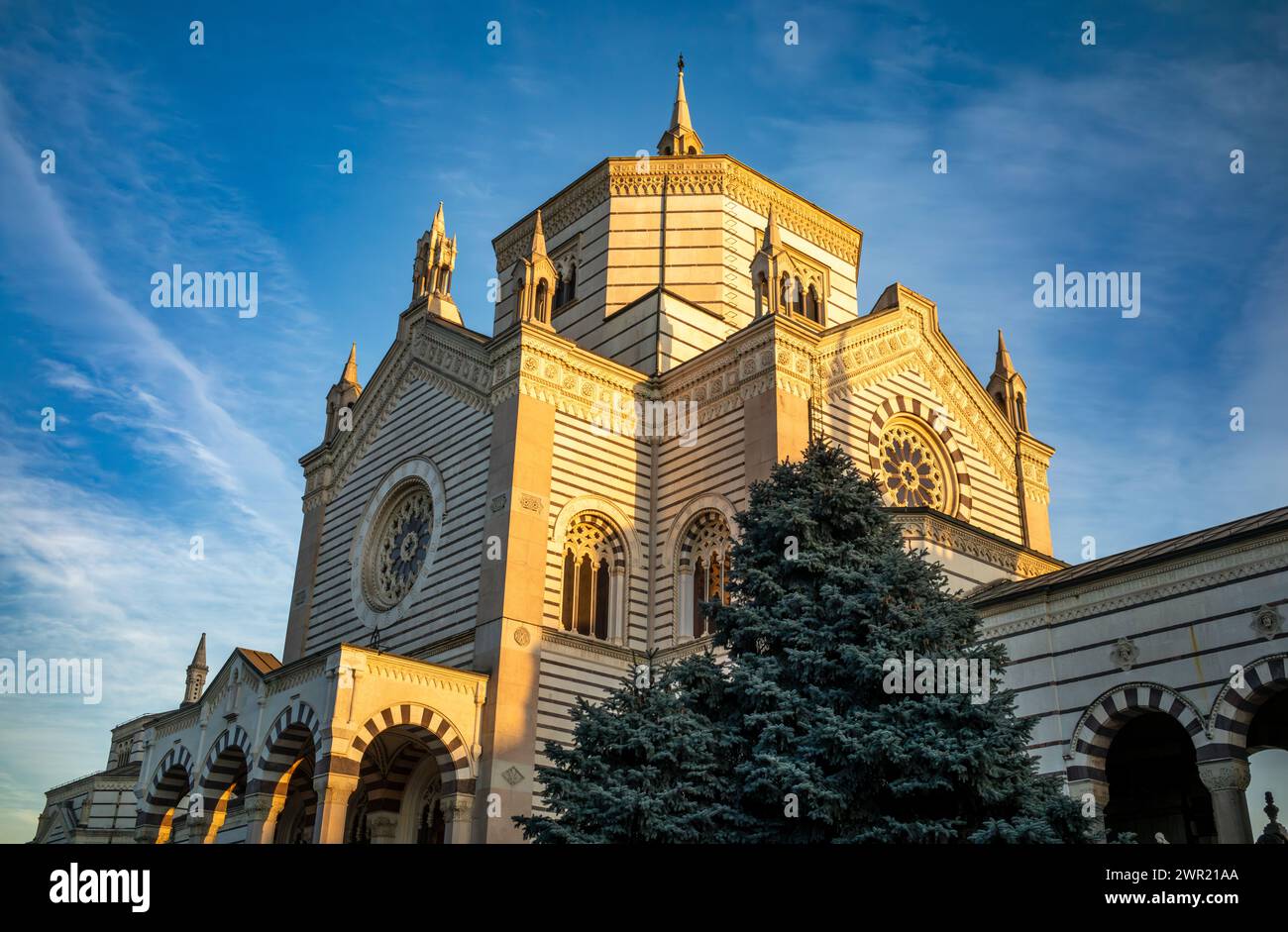 The octagonal main entrance building containing the Fameido, Monumental ...