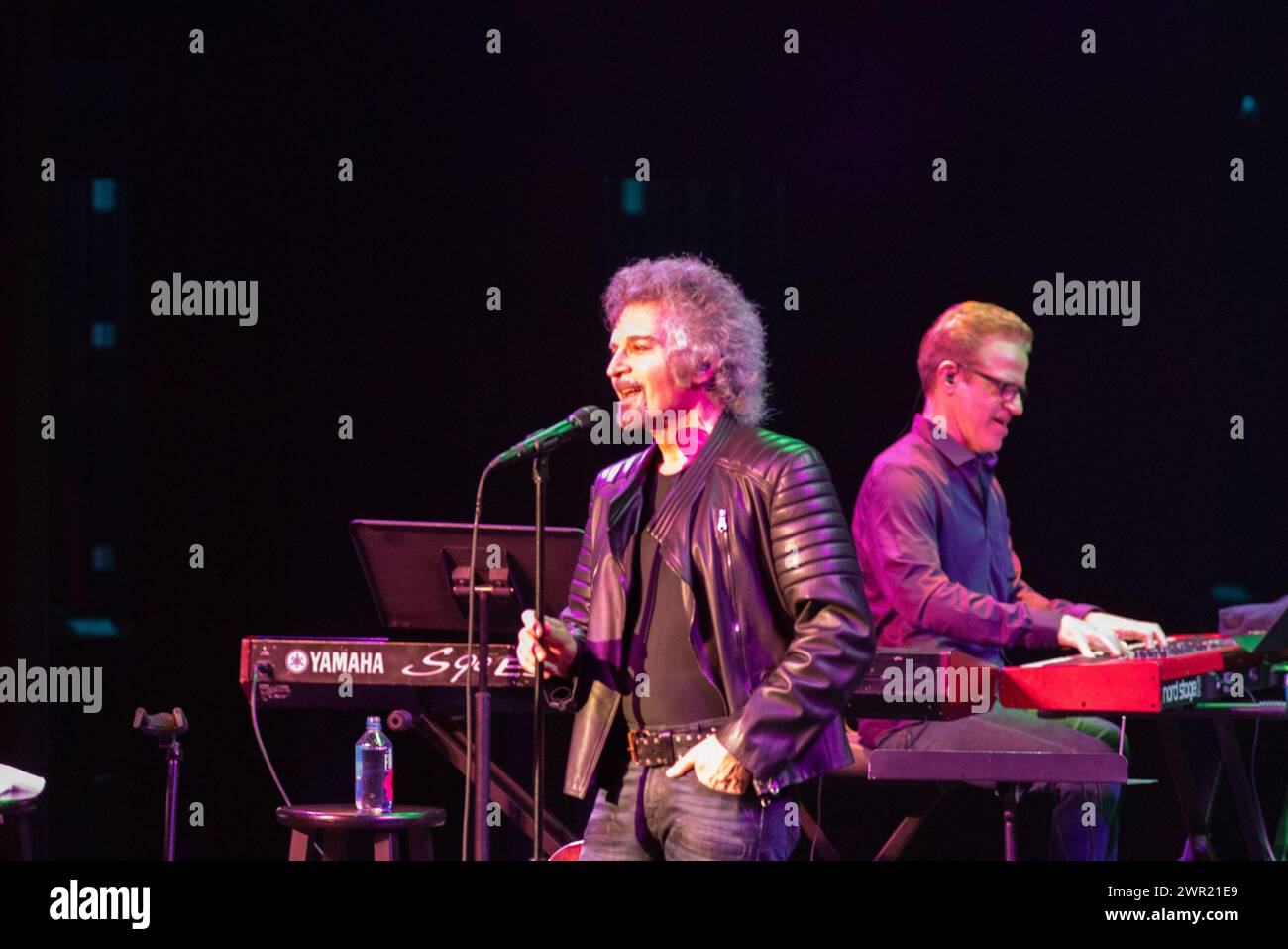 Gino vanelli venue hi-res stock photography and images - Alamy