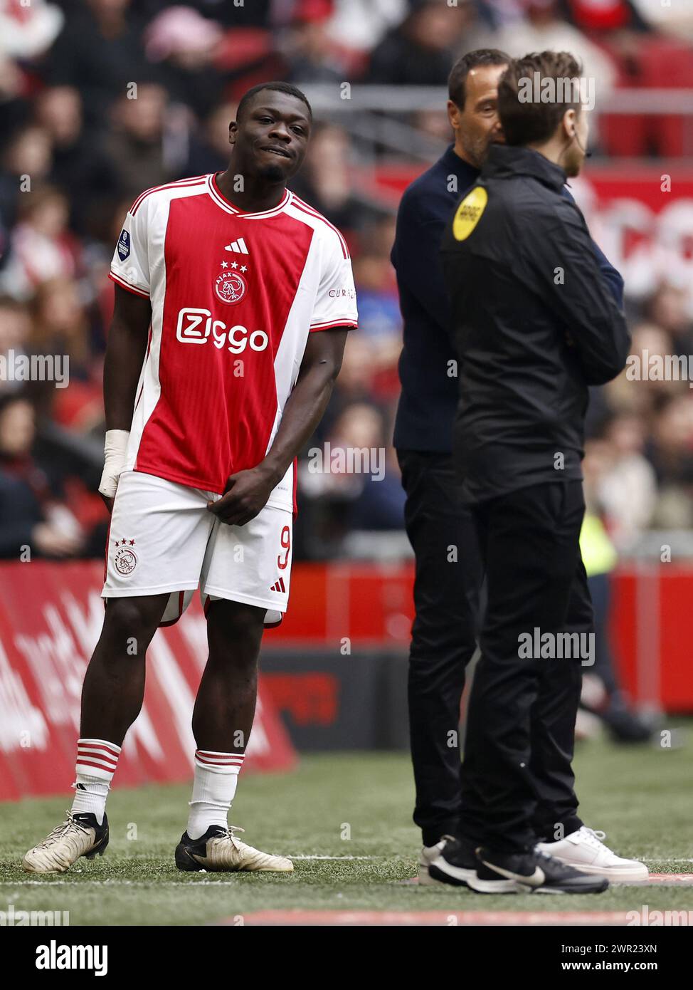 AMSTERDAM - (l-r) Brian Brobbey of Ajax, Ajax coach John van t Schip ...
