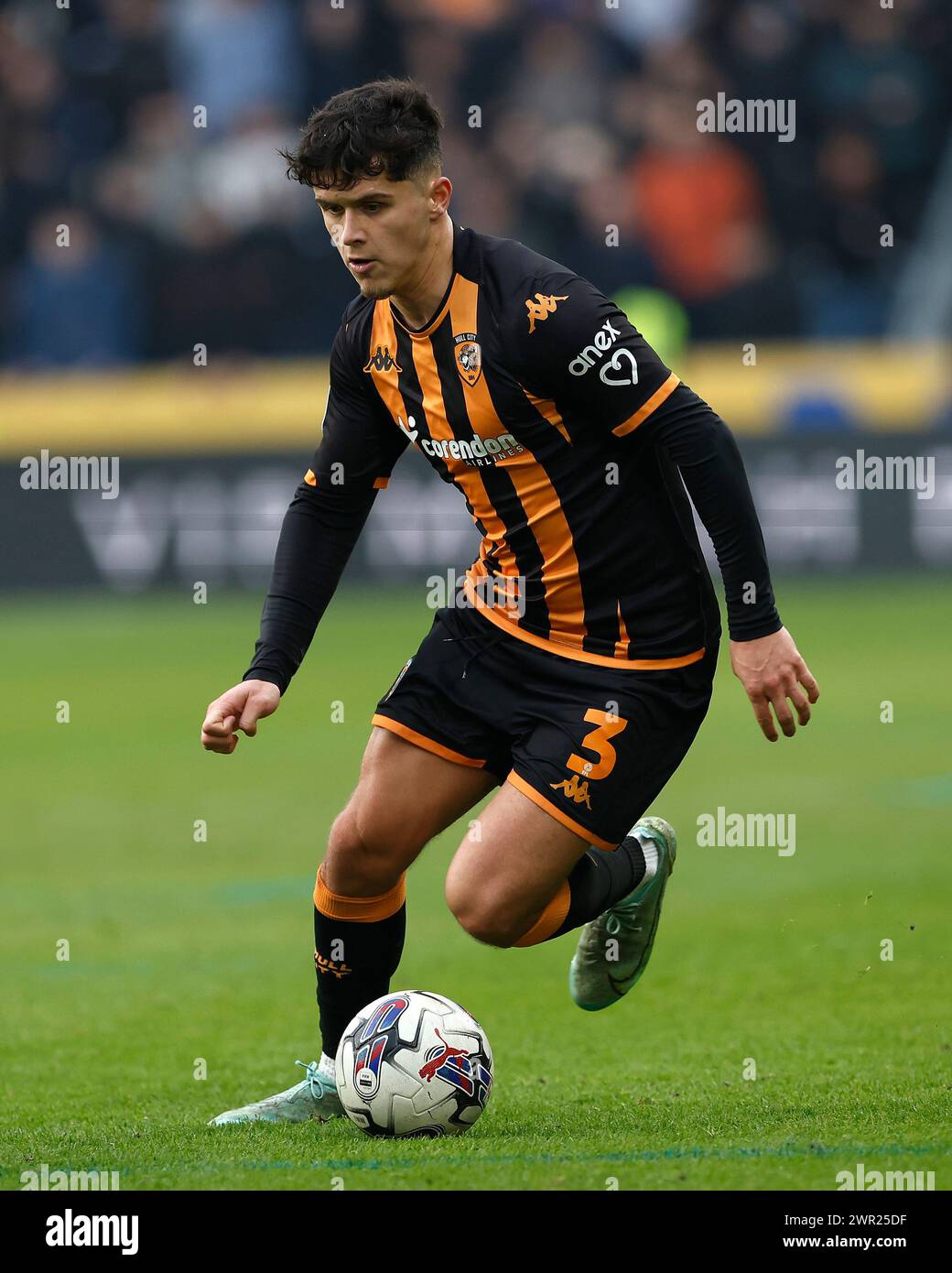 Ryan Giles of Hull City in action during the Sky Bet Championship match ...