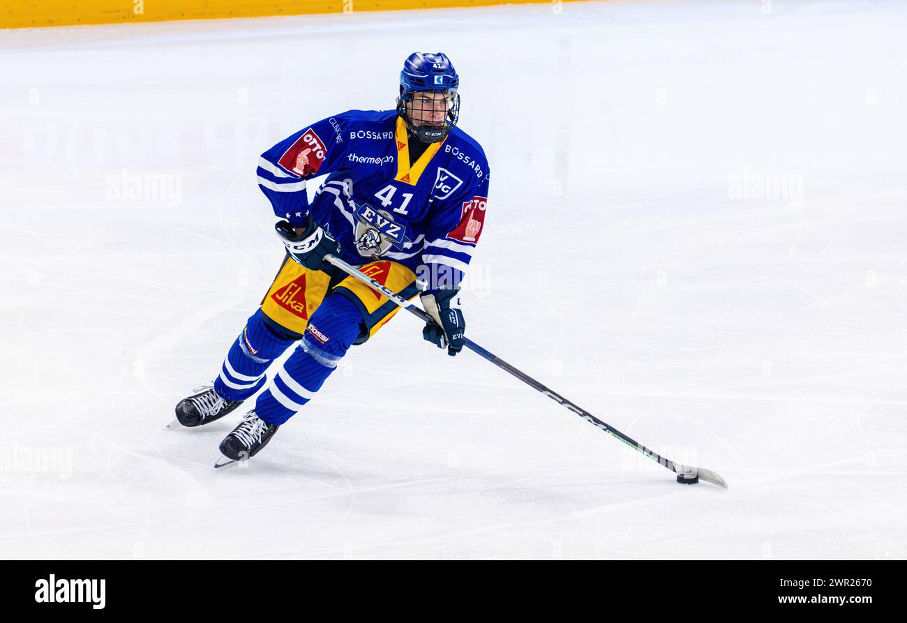 Mannschaftssport der männer hi-res stock photography and images - Alamy