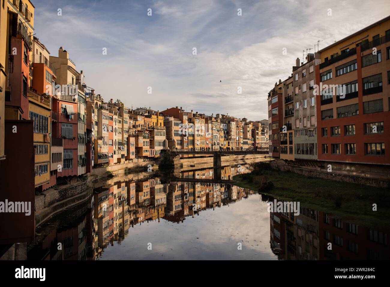 Casas del onyar hi-res stock photography and images - Alamy