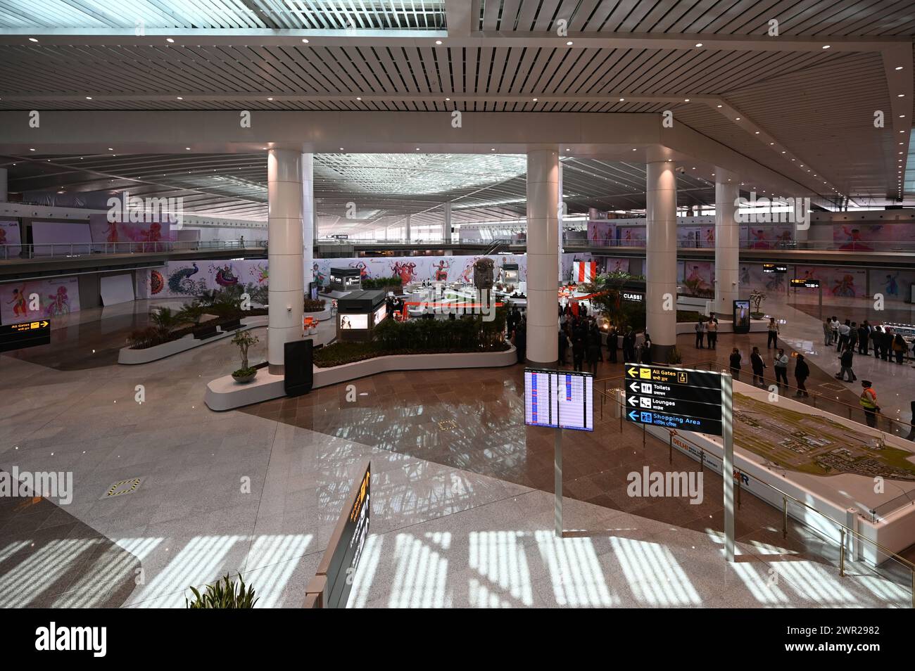 Indira gandhi international airport terminal 2 hi-res stock photography ...