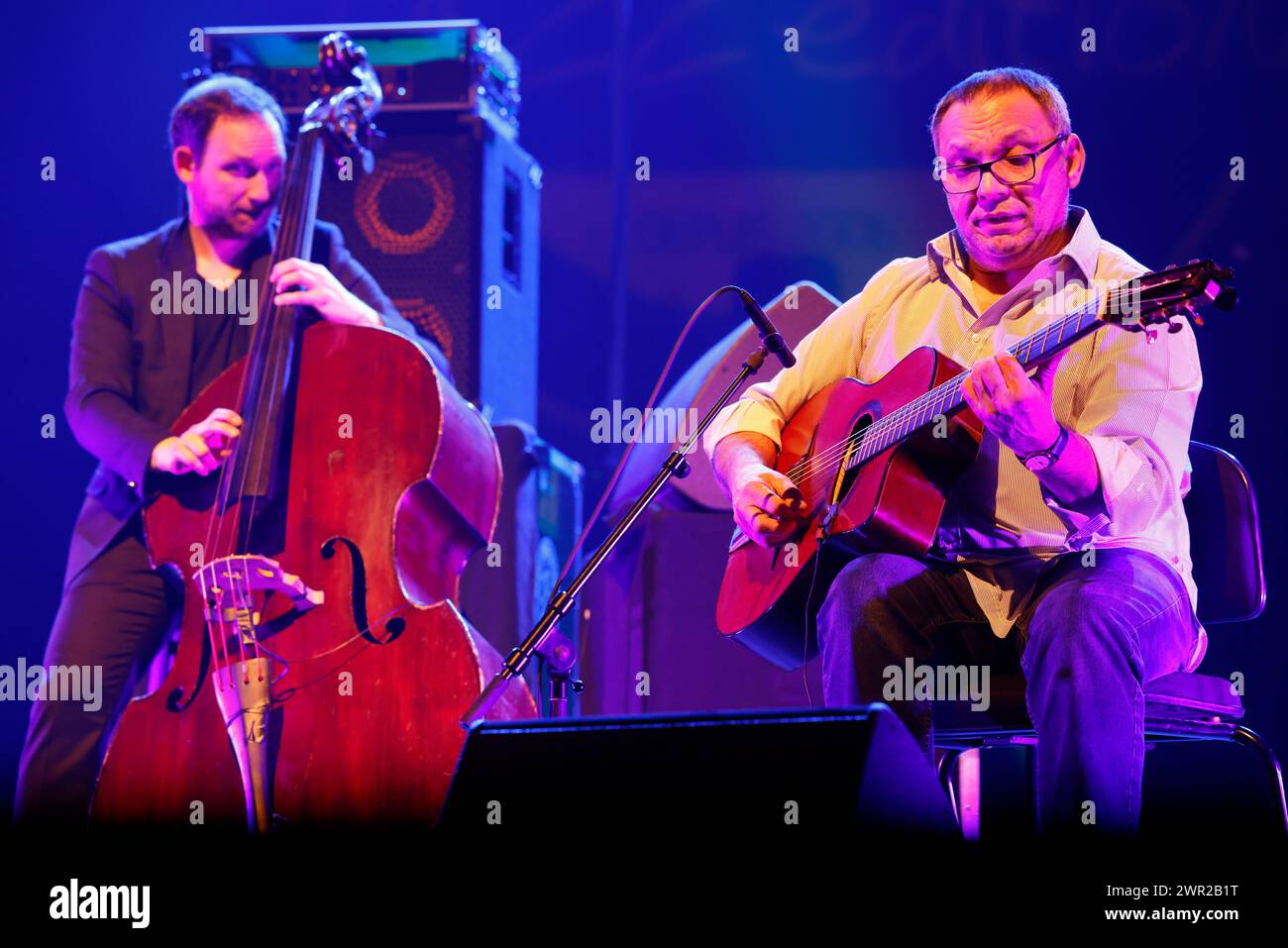William brunard jazz double bassist hi-res stock photography and images ...