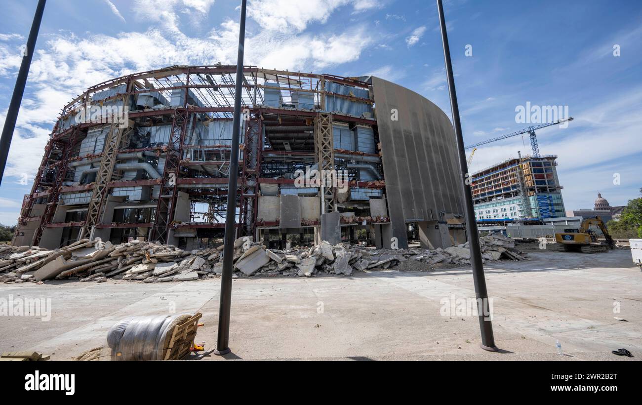 The Frank Erwin Center, affectionately known as the "Super Drum ...