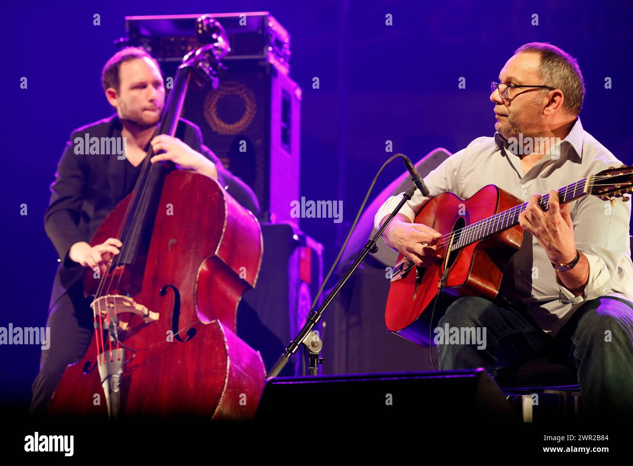 William brunard jazz double bassist hi-res stock photography and images ...