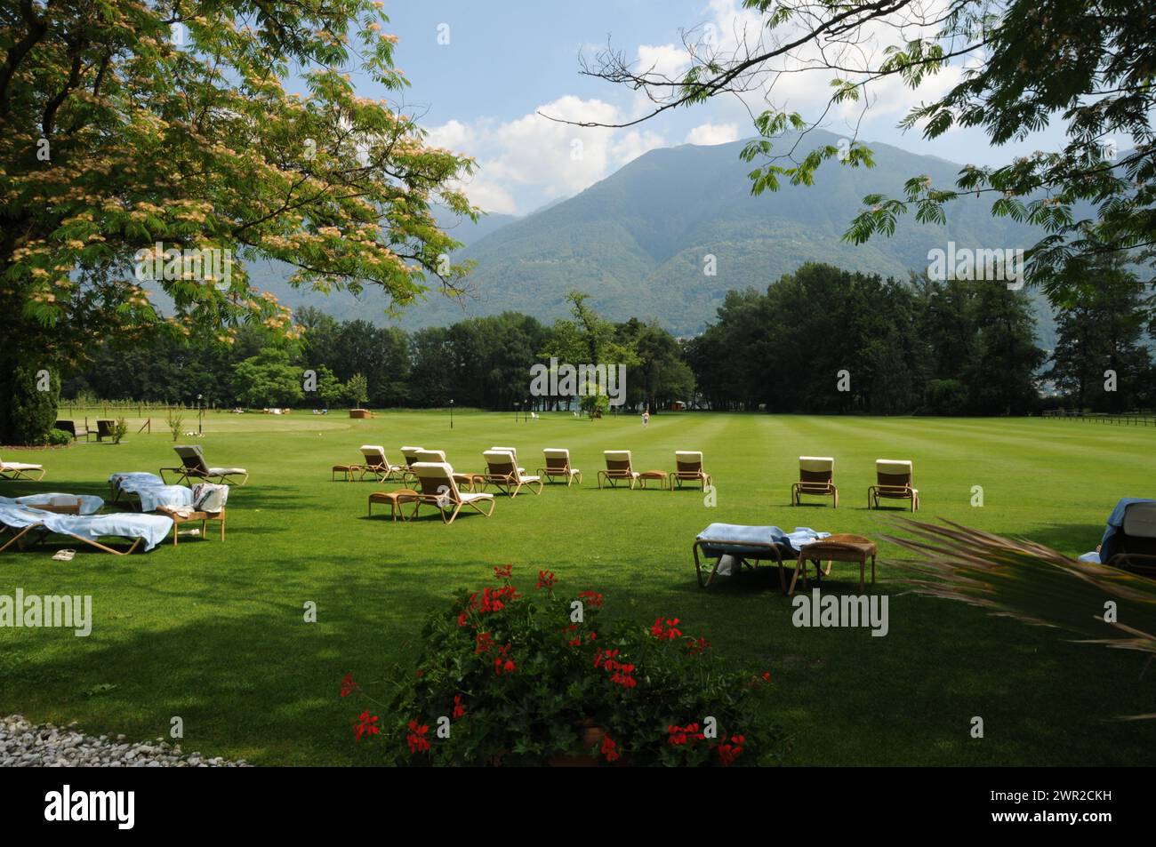 The giant hotel park of the luxury hotel Castello del Sole in Ascona ...