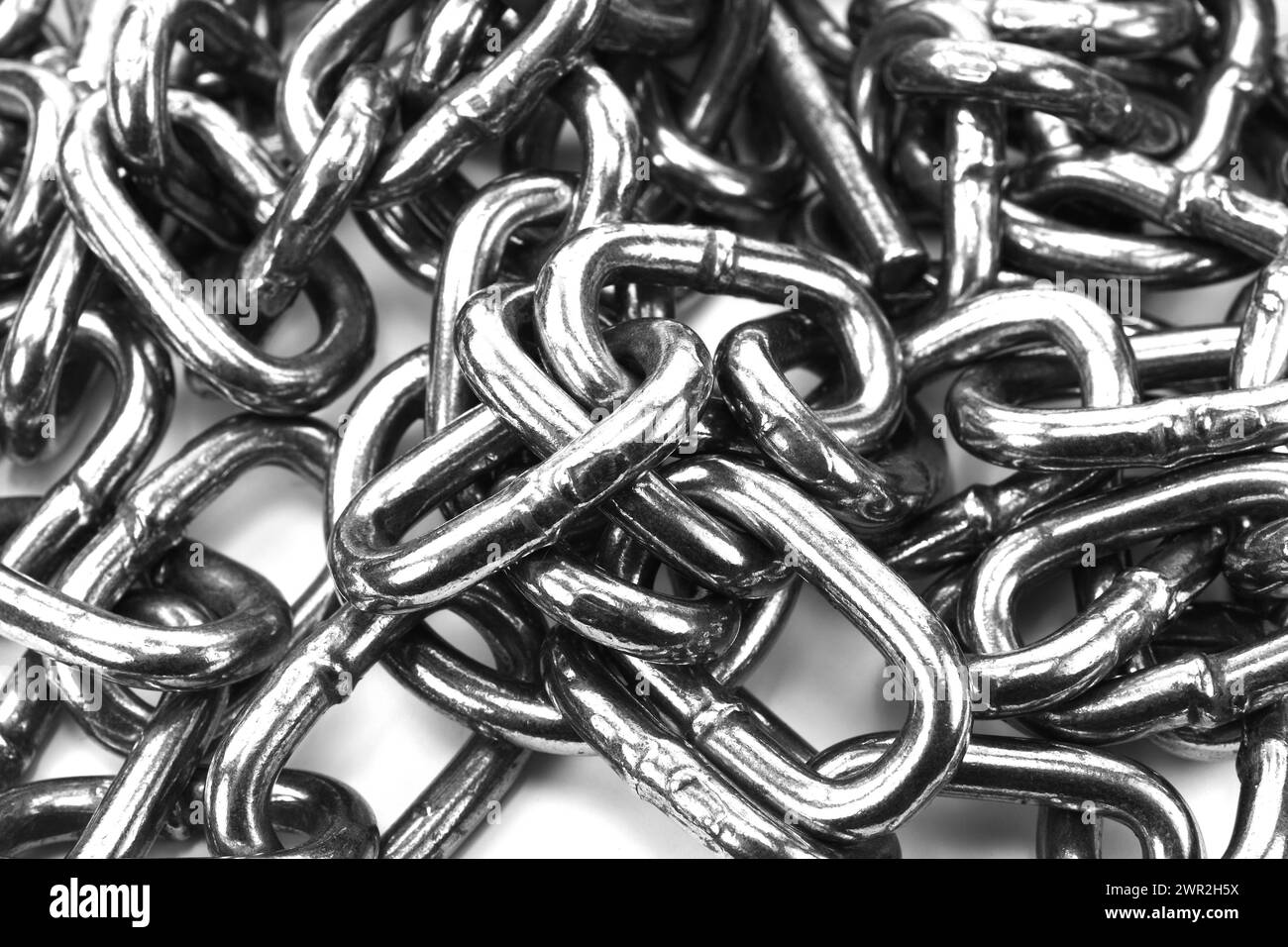 Chain isolated on white background Stock Photo - Alamy