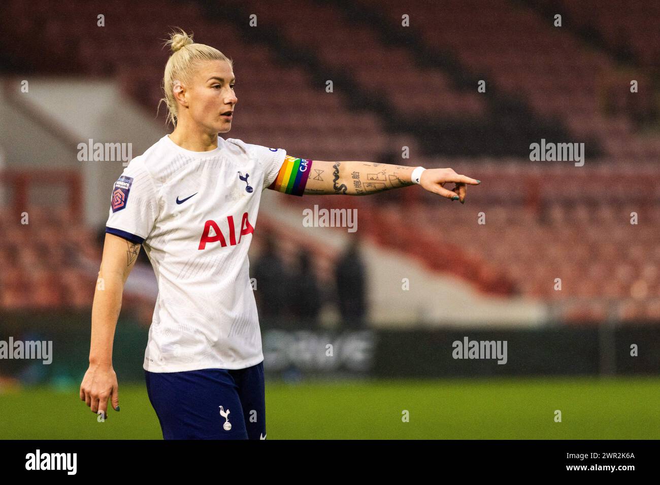 Bethany england tottenham hotspur hi-res stock photography and images ...