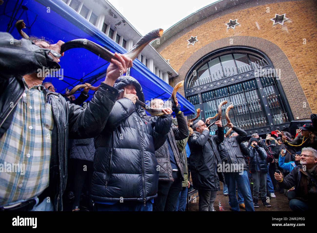 155 days hi-res stock photography and images - Alamy