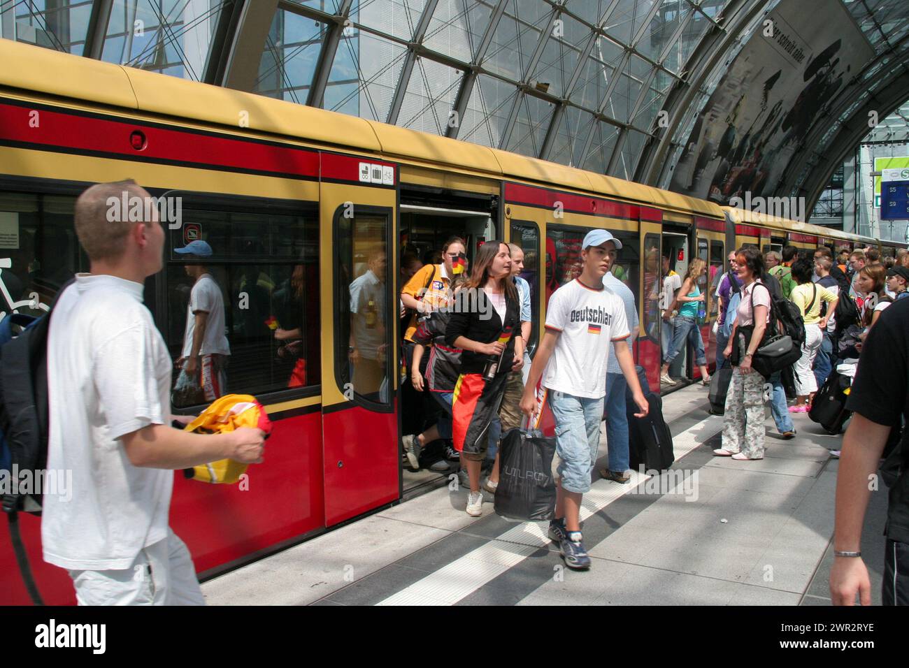 People getting off the S bahn in Berlin Stock Photo - Alamy