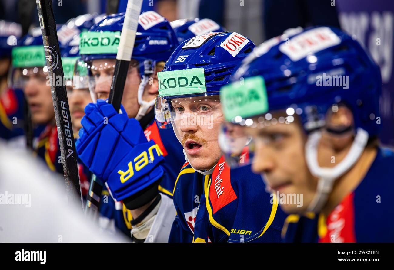 Chris egli hi-res stock photography and images - Alamy