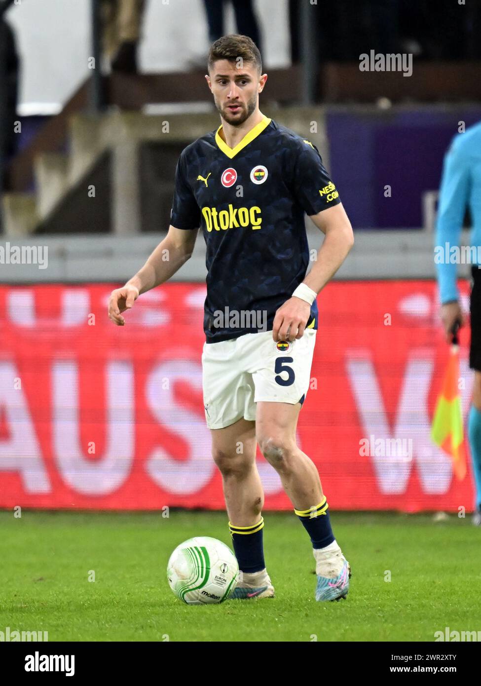 BRUSSELS - Ismail Yuksek of Fenerbahce SK during the UEFA Europa League ...