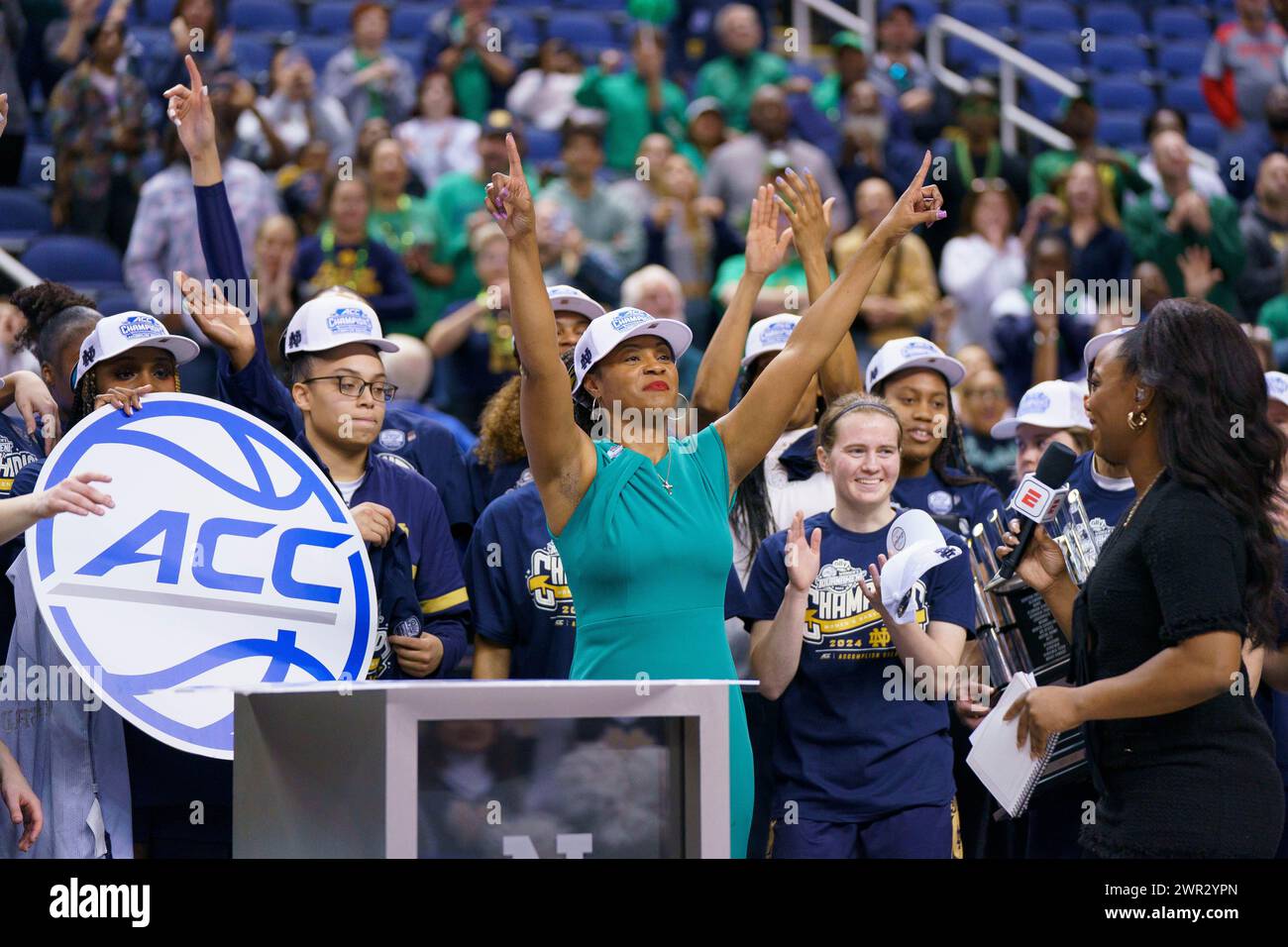 Niele ivey hi-res stock photography and images - Alamy