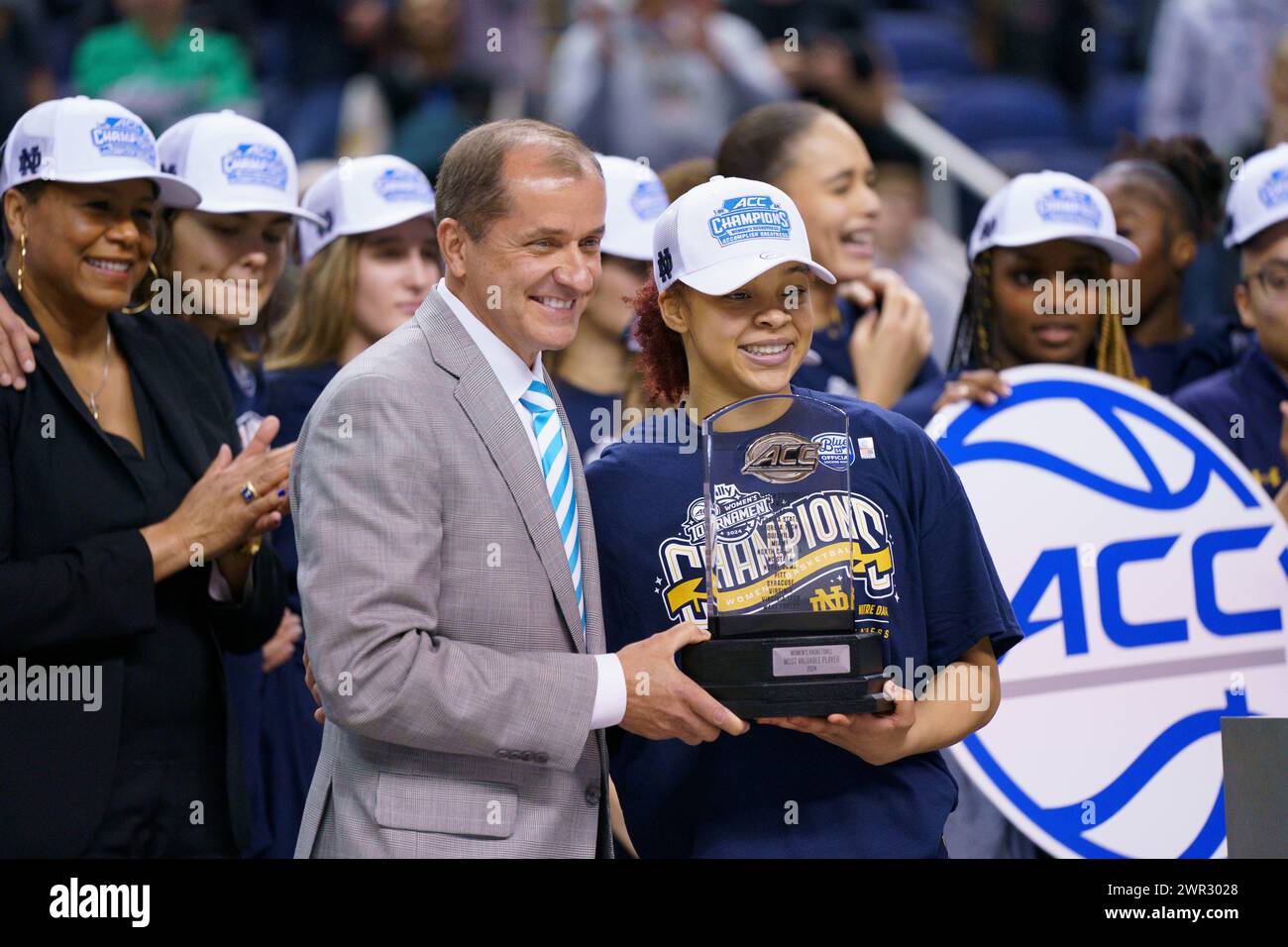 Hannah brown trophy hi-res stock photography and images - Alamy