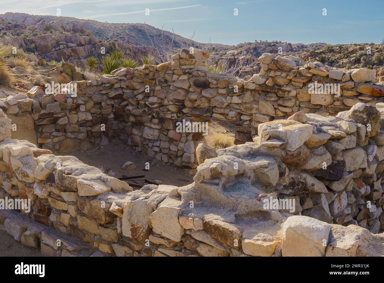 Old bunkhouse stone ruins at Desert Queen Mine in Joshua Tree National ...