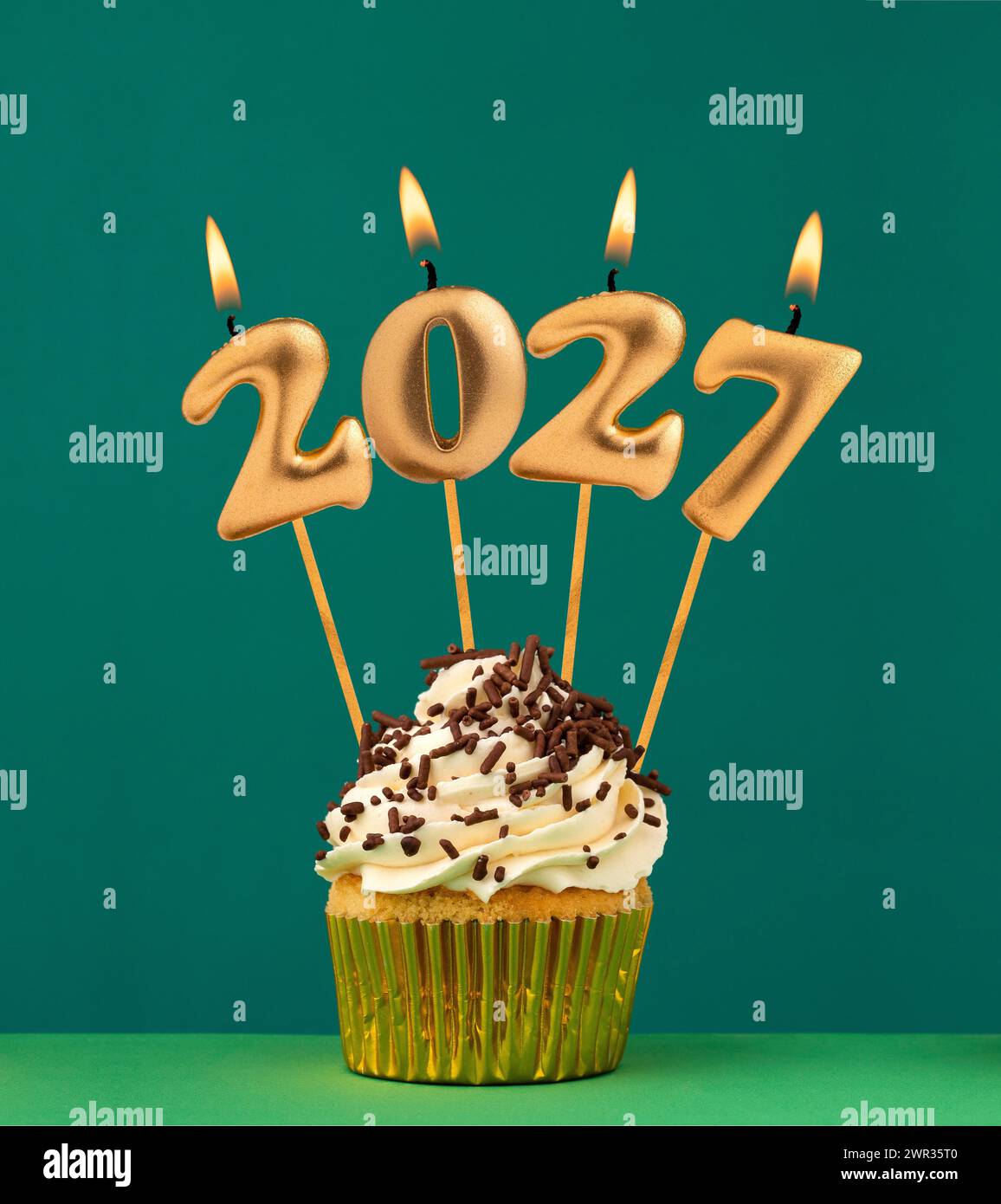 Number 2027 hi-res stock photography and images - Alamy