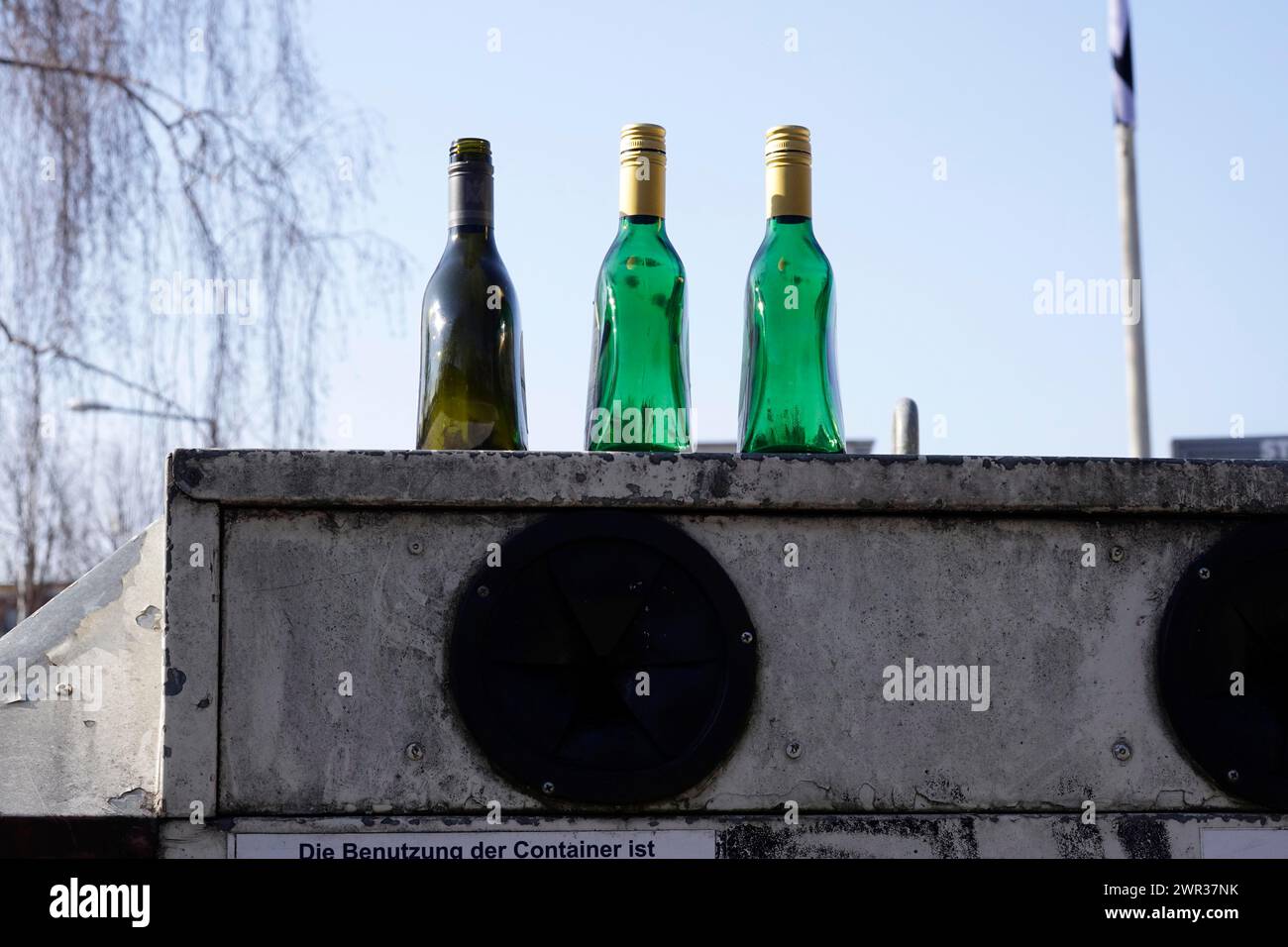 Container glass hi-res stock photography and images - Alamy