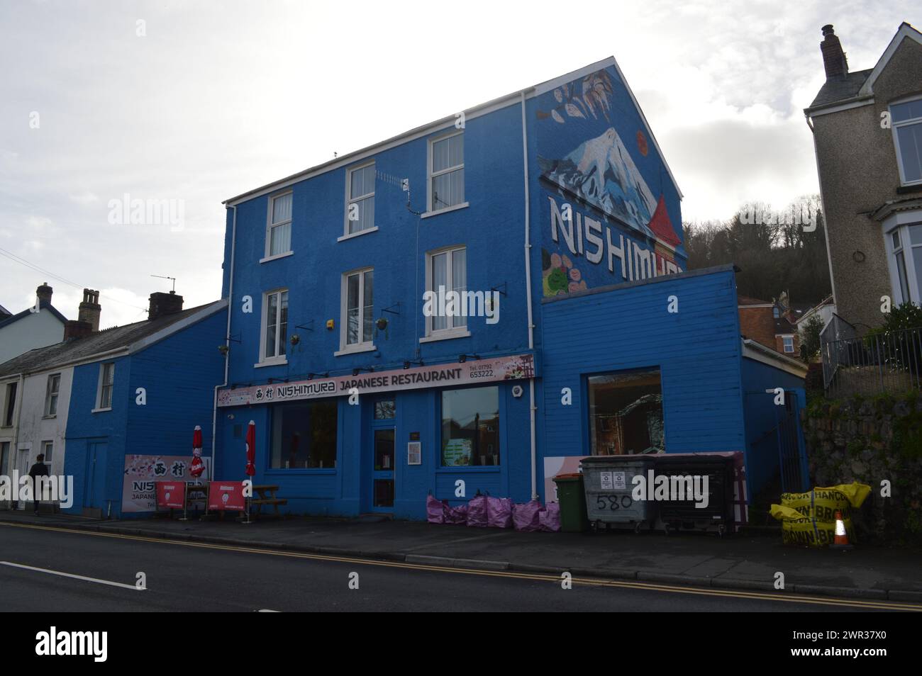 Japanese restaurant in mumbles hi-res stock photography and images - Alamy