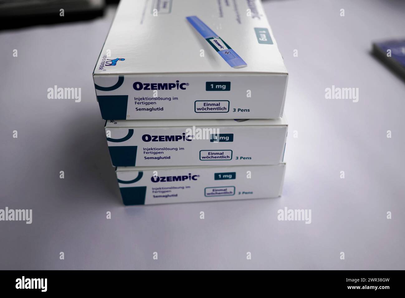 Ozempic hi-res stock photography and images - Alamy