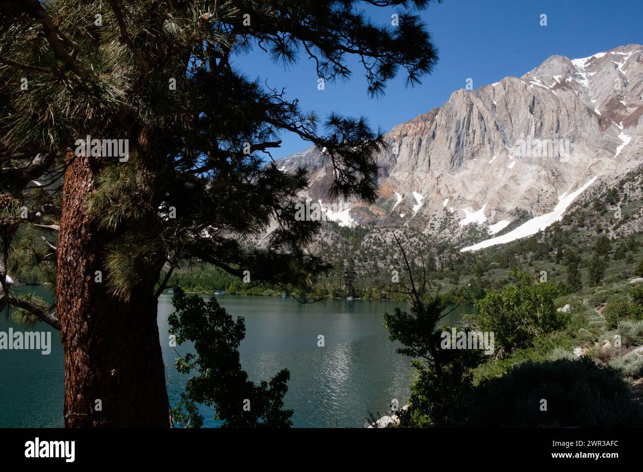 Convict Lake, Inyo Nationasl Forest, eastern Sierra Nevada Mountains ...