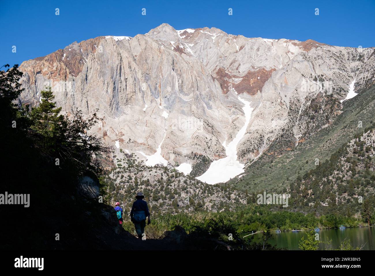 Convict Lake, Inyo Nationasl Forest, eastern Sierra Nevada Mountains ...