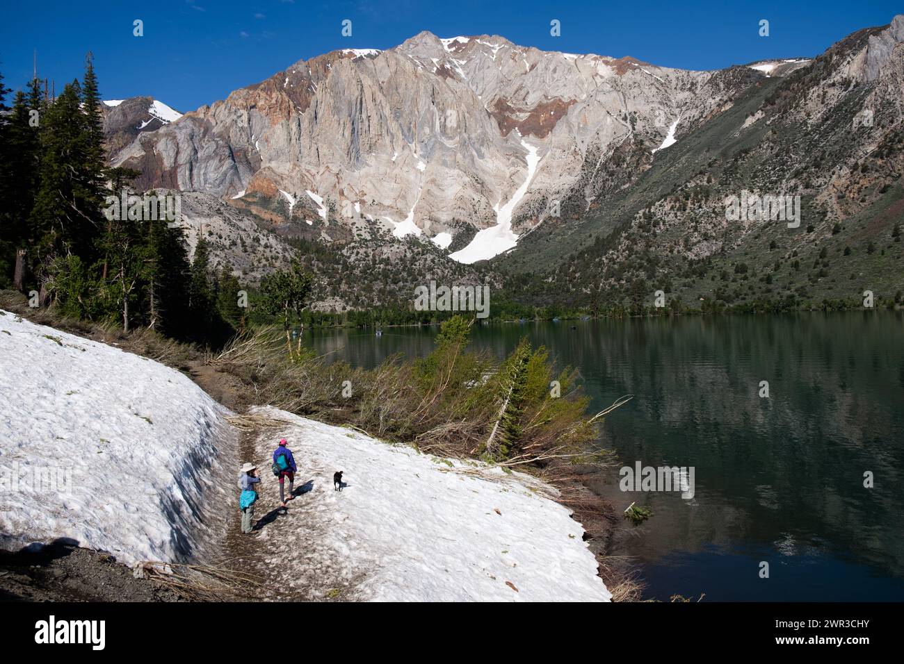 Convict Lake, Inyo Nationasl Forest, eastern Sierra Nevada Mountains ...