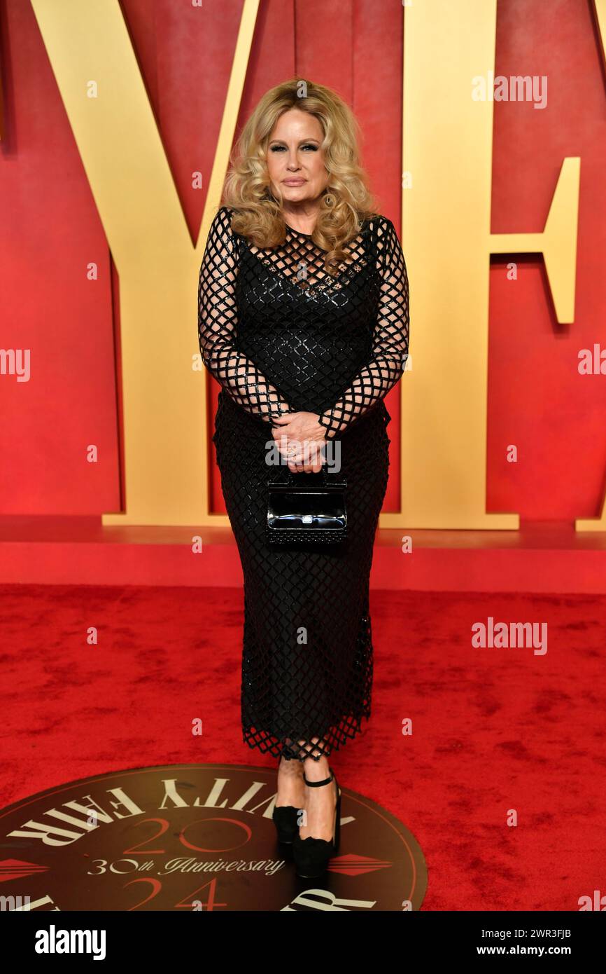 Jennifer Coolidge arrives at the Vanity Fair Oscar Party on Sunday ...