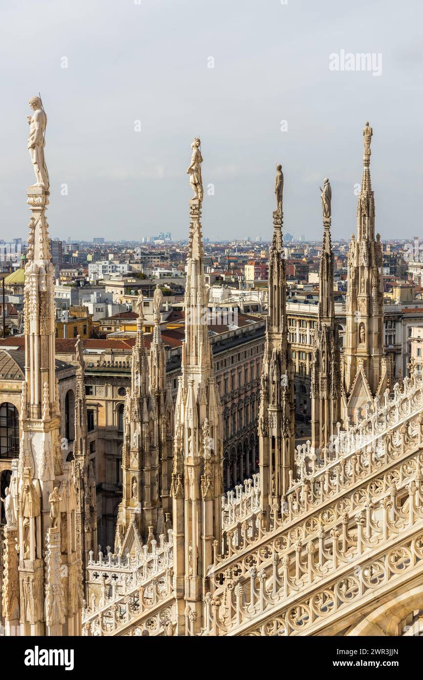 The famous Milan Cathedral (Duomo di Milano) on the Piazza del Duomo in ...