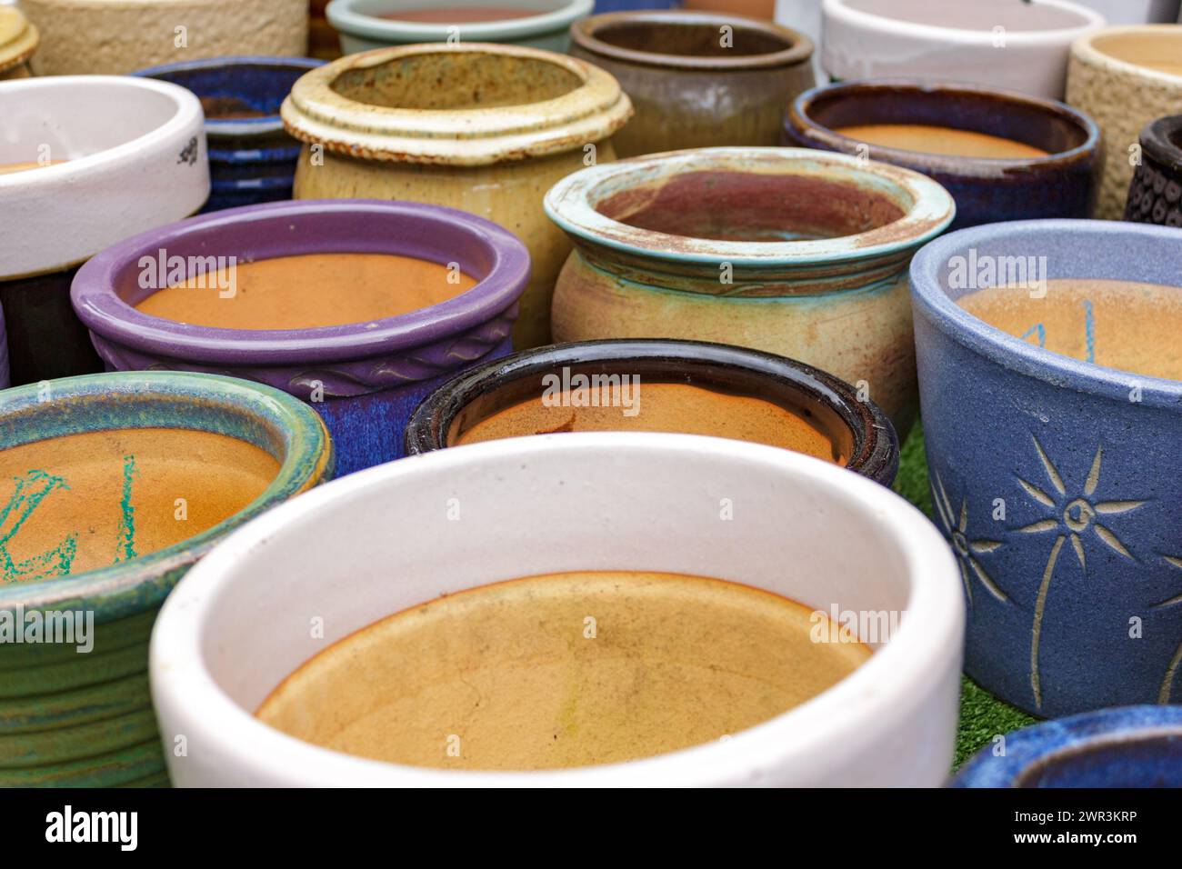 Ceramic plant pots on display at a London market Stock Photo - Alamy