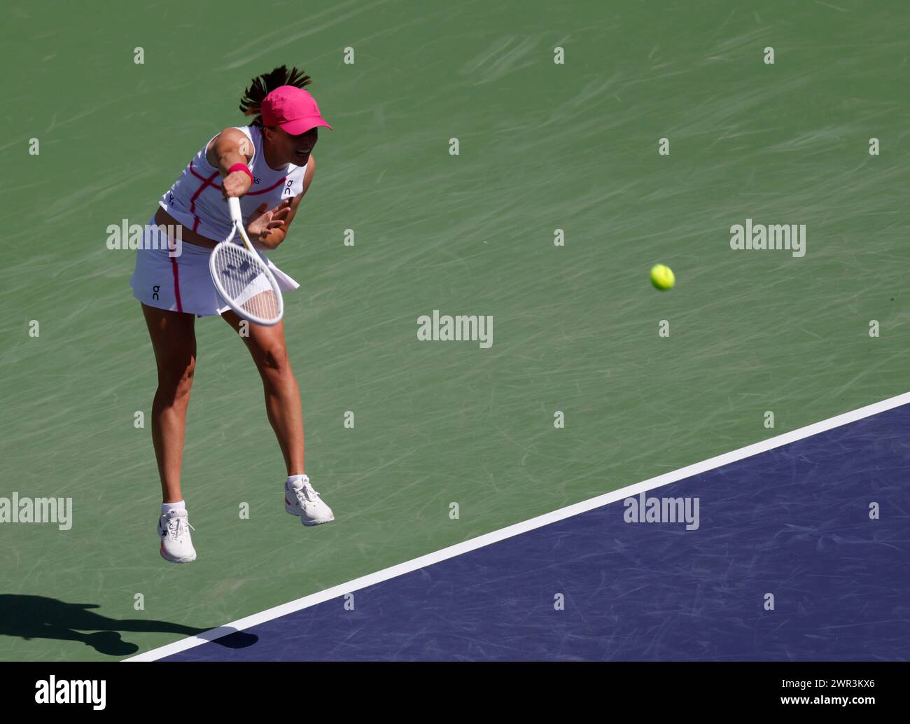 Iga swiatek 2024 noskova hi-res stock photography and images - Alamy