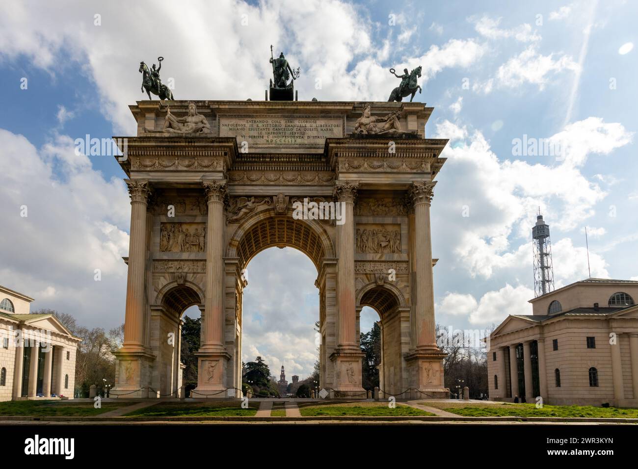 Arch peace in simplon square hi-res stock photography and images - Alamy