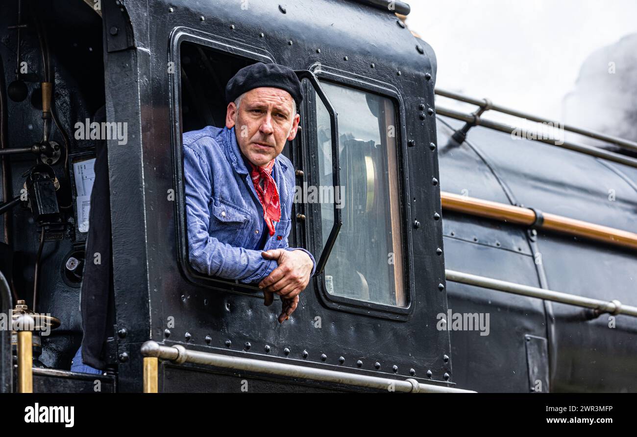 Dampfkessel transport hi-res stock photography and images - Alamy