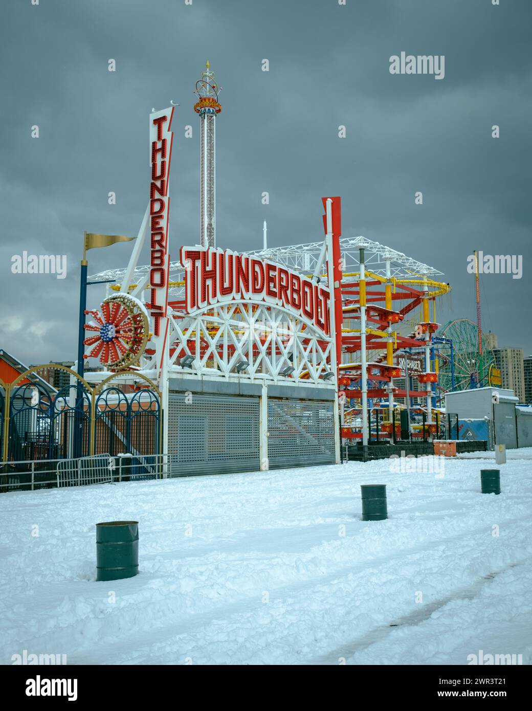 Roller coaster in luna park hi-res stock photography and images - Alamy