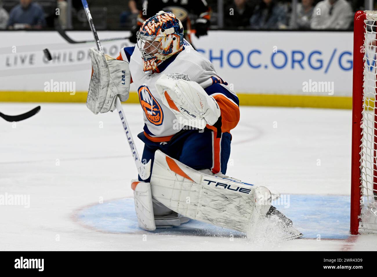 New York Islanders goaltender Semyon Varlamov (40) deflects a shot by ...