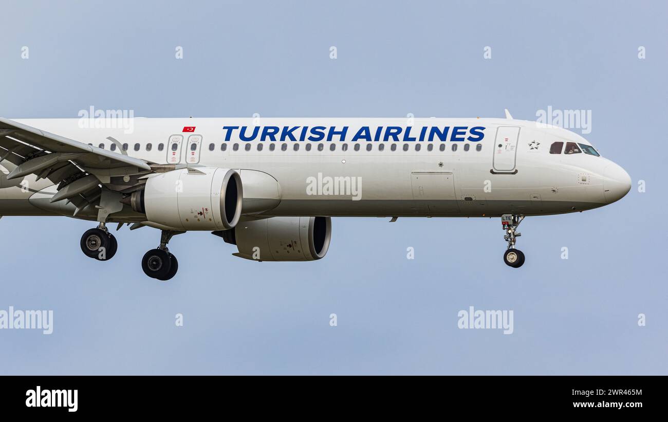 Tc lte hi-res stock photography and images - Alamy