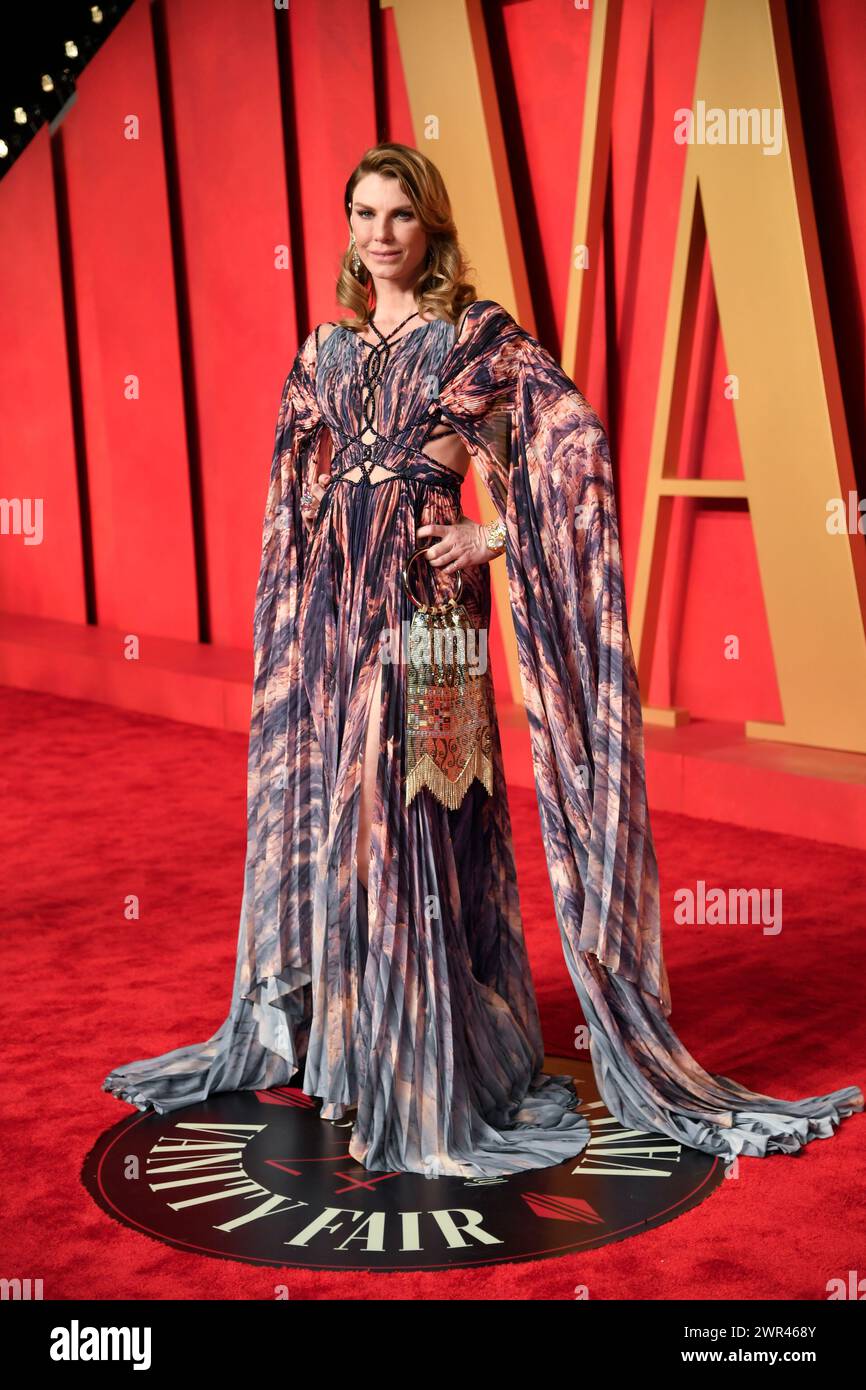 Angela Lindvall arrives at the Vanity Fair Oscar Party on Sunday, March ...