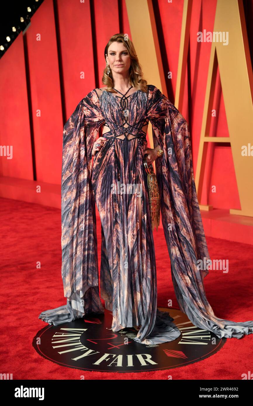 Angela Lindvall arrives at the Vanity Fair Oscar Party on Sunday, March ...