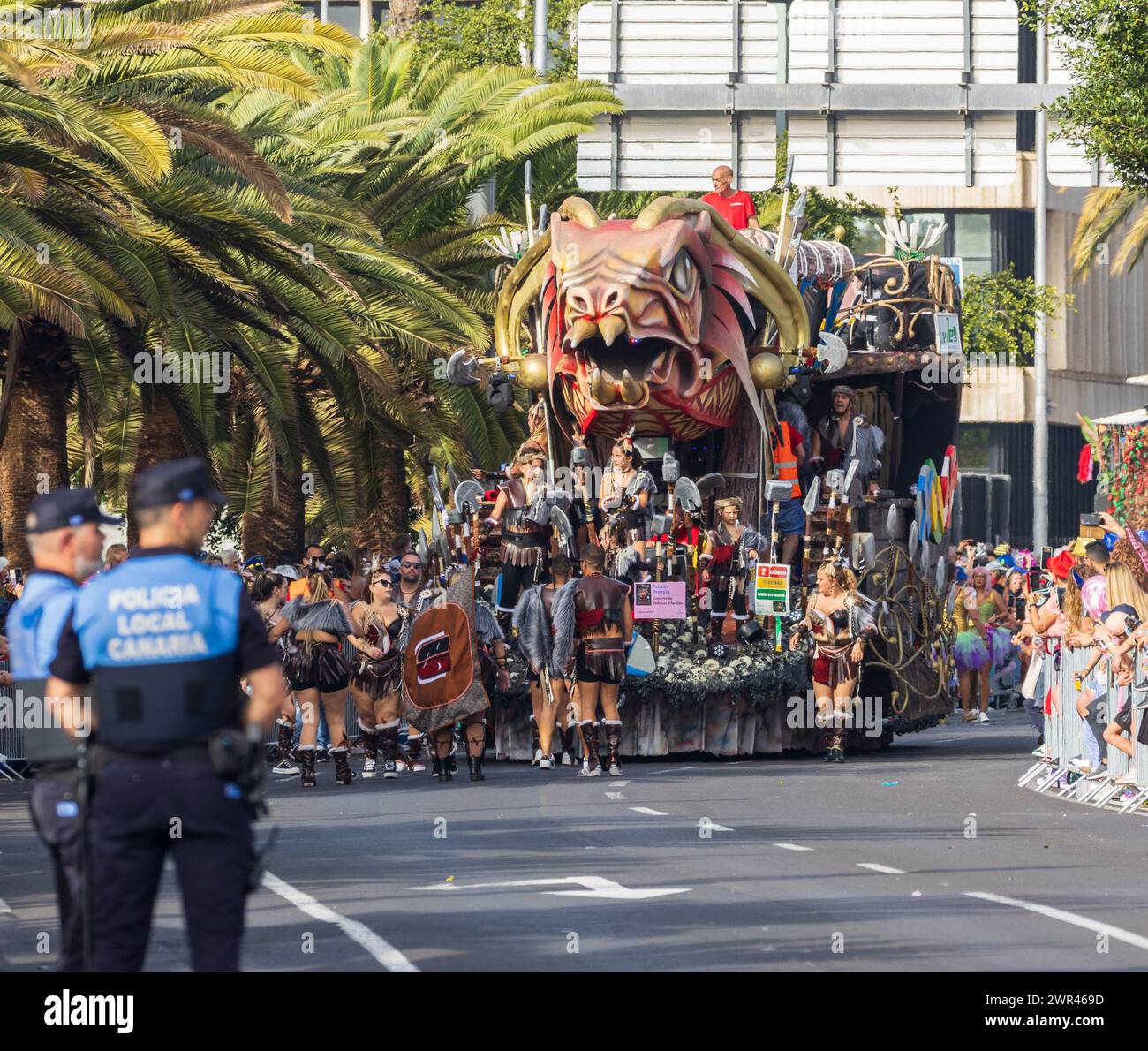 SANTA CRUZ DE TENERIFE, SPAIN - FEBRUARY 13, 2024: The Coso parade ...