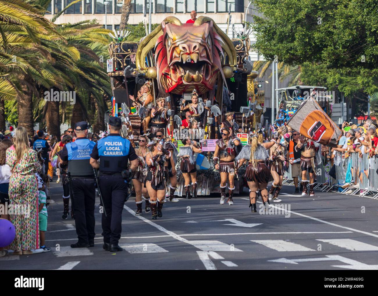 SANTA CRUZ DE TENERIFE, SPAIN - FEBRUARY 13, 2024: The Coso parade ...