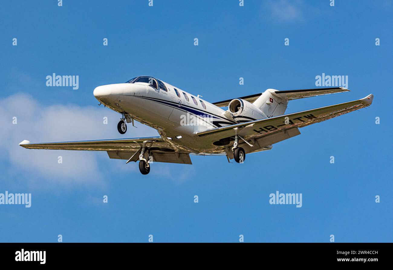 Cessna citation jet 525 m2 hi-res stock photography and images - Alamy