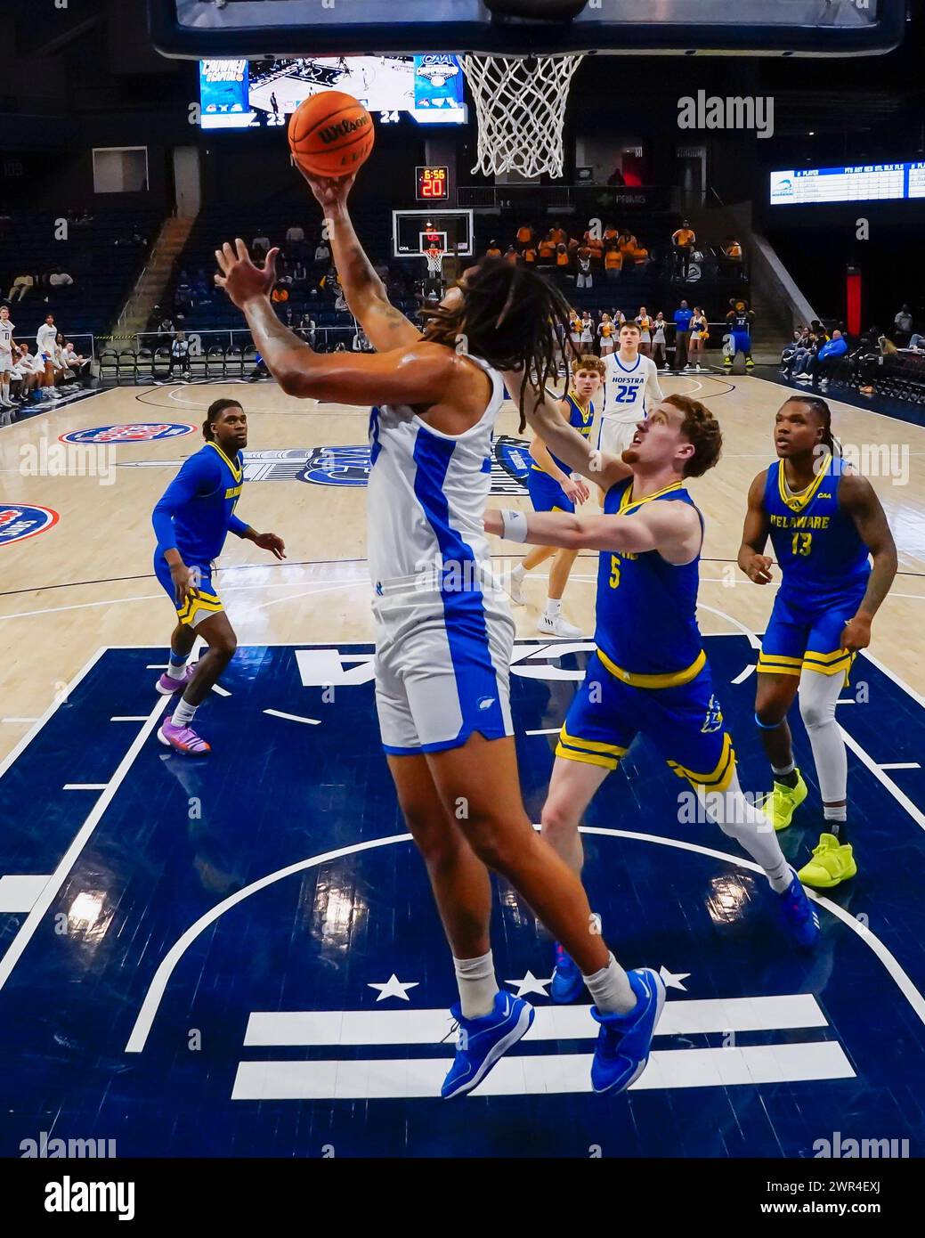 WASHINGTON, DC - MARCH 10: Hofstra Pride Forward Silas Sunday (30 ...