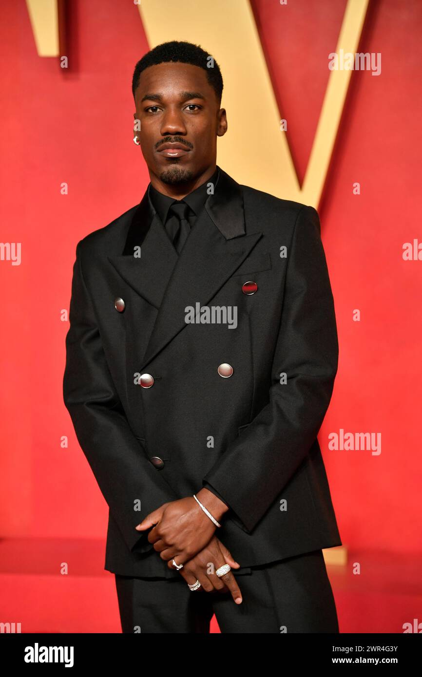 Giveon arrives at the Vanity Fair Oscar Party on Sunday, March 10, 2024 ...