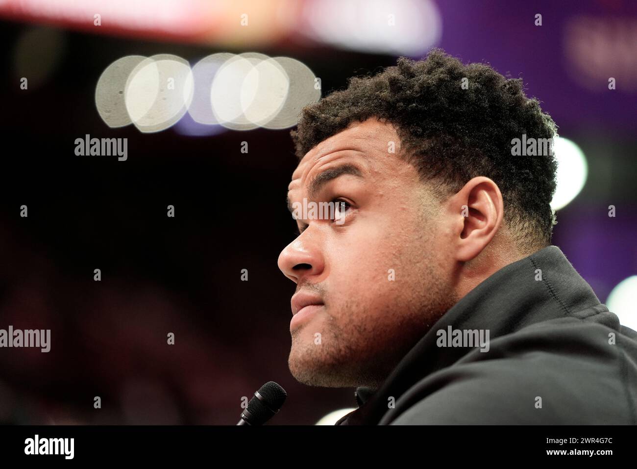 FILE - San Francisco 49ers defensive end Arik Armstead speaks to the ...