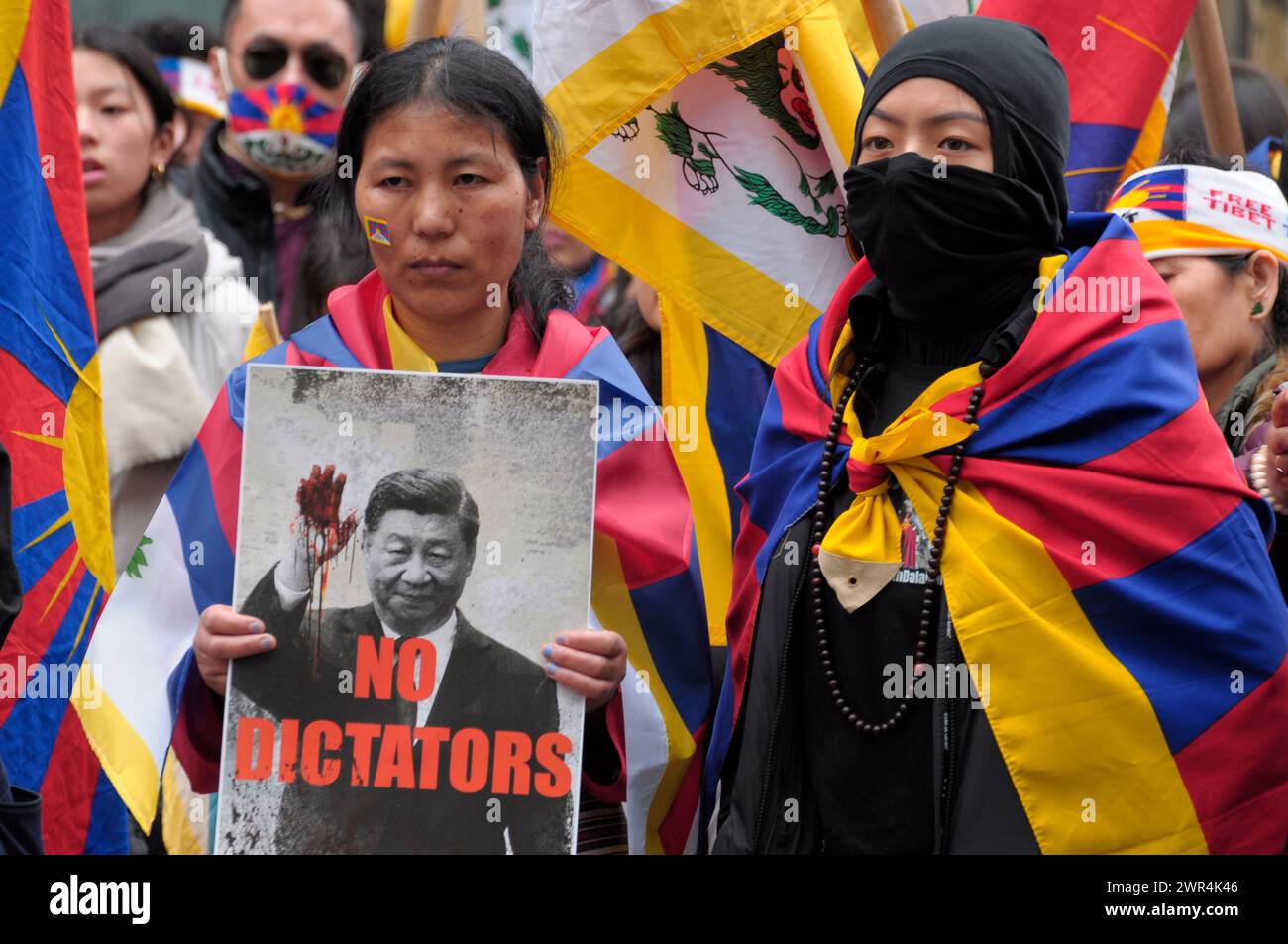 Tibet united states flag hi-res stock photography and images - Alamy