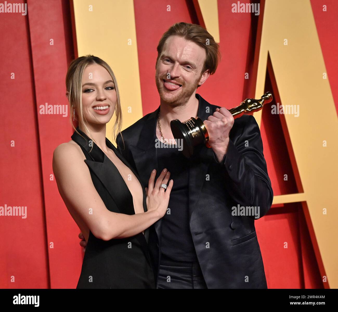 Beverly Hills, USA. 10th Mar, 2024. Claudia Sulewski and Finneas O ...