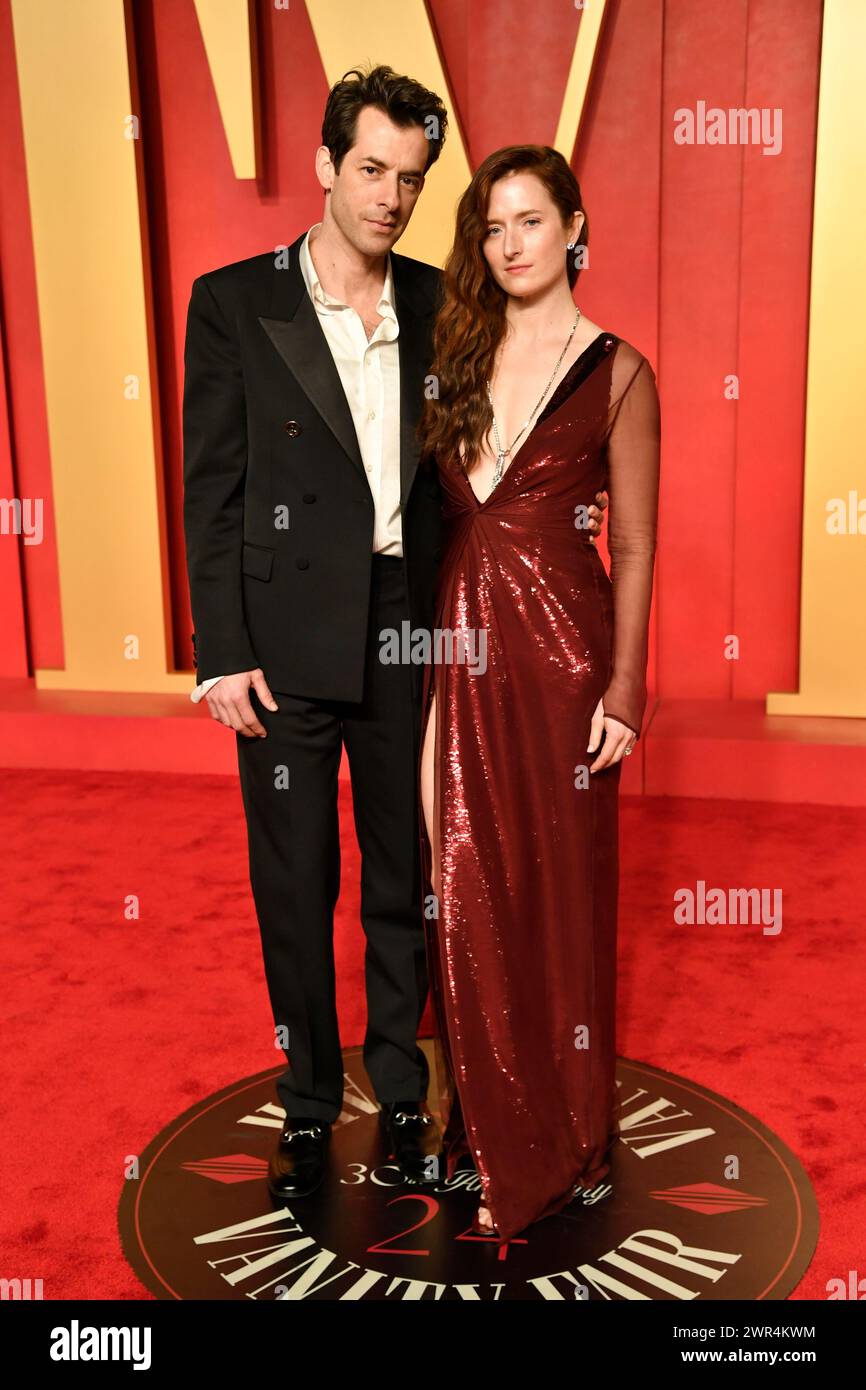 Mark Ronson, left, and Grace Gummer arrive at the Vanity Fair Oscar ...